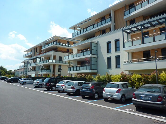 Appartement à vendre - Divonne-les-Bains - 4 pièces - 3 chambres