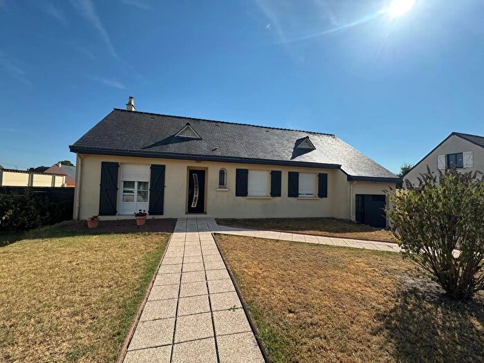Maison 7 pièces à vendre à Brain-sur-Allonnes