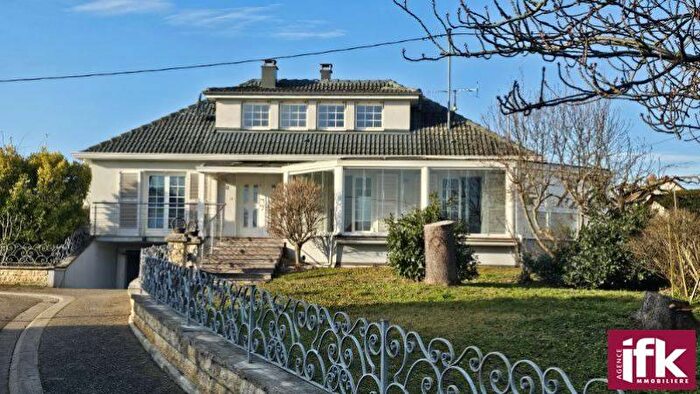 Maison à vendre - Biesheim - 6 pièces - 4 chambres