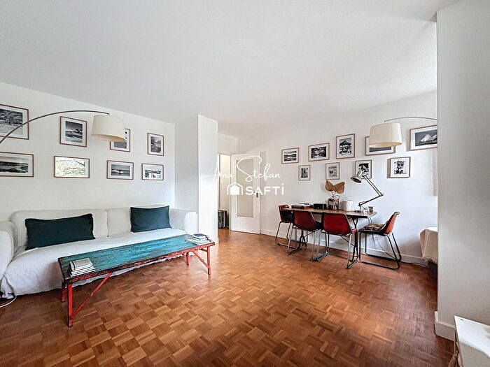 Appartement à vendre - Antony, Croix de Berny - 2 pièces - 1 chambre