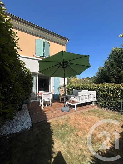 Maison à louer - Saint-Genest-Lerpt - 4 pièces - 2 chambres