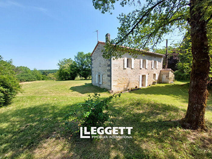 Maison à vendre - Angoulême, Saint-Ausone, Saint-Martin - 7 pièces - 3 chambres