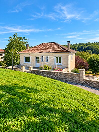 Maison 8 pièces à vendre à Gourdon