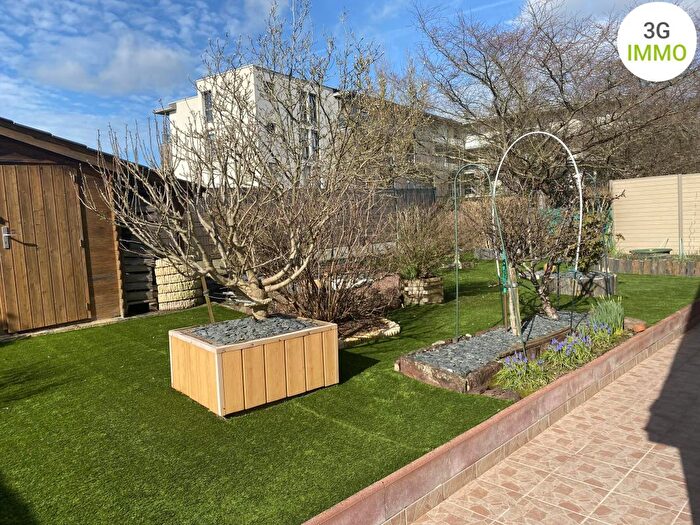 Maisons à vendre et appartements à louer - 3
