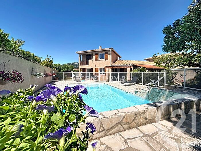 Maison 5 pièces à vendre à Aubagne, Longuillar, Perussone, Charrel
