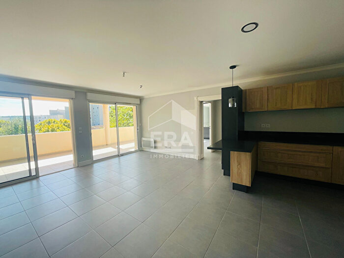 Appartement à vendre - Martigues, Croix-Sainte, Mas de Pouane, Saint-Jean - 4 pièces - 3 chambres