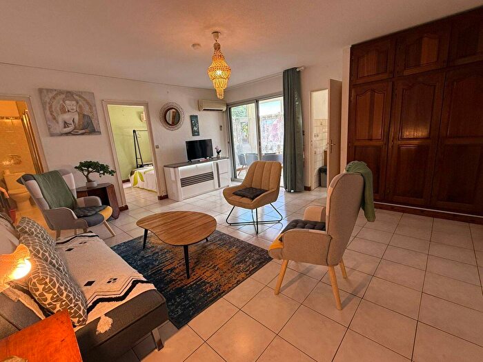 Appartement à louer - Saint-Denis - 2 pièces - 1 chambre