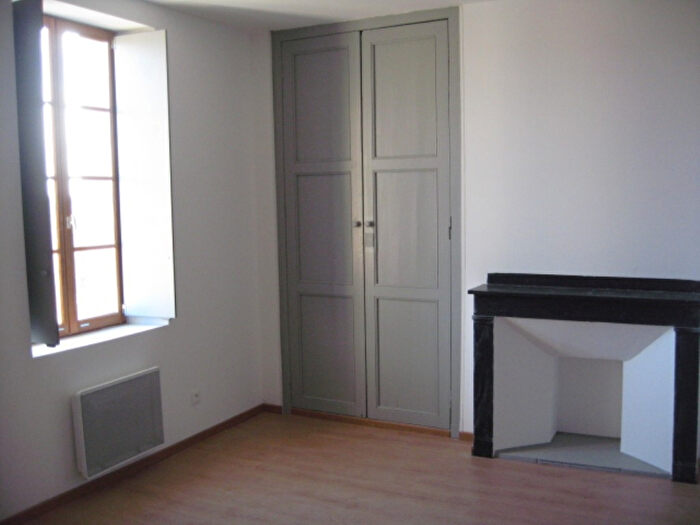Appartement à louer - Narbonne, Bourg - 1 pièce - 1 chambre