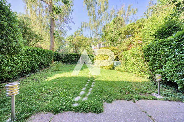 Appartement à vendre - Sèvres, Beau-Site, Binelles, Renan, Chataîgneraie - 4 pièces - 2 chambres