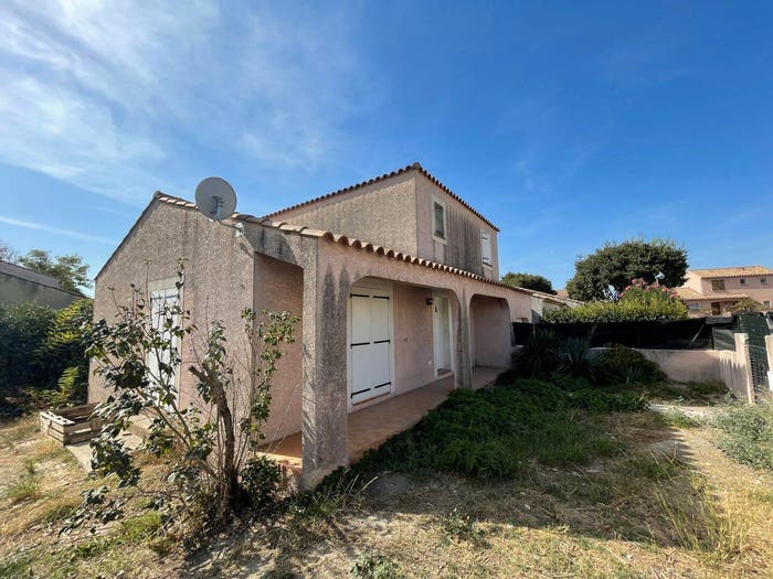 Maison 5 pièces à louer à Des Usines, Balaruc-les-Bains