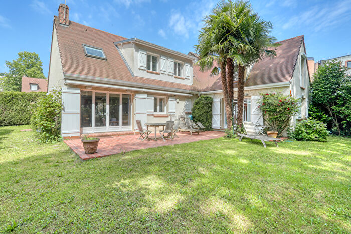 Maison 7 pièces à vendre - Jouy-en-Josas