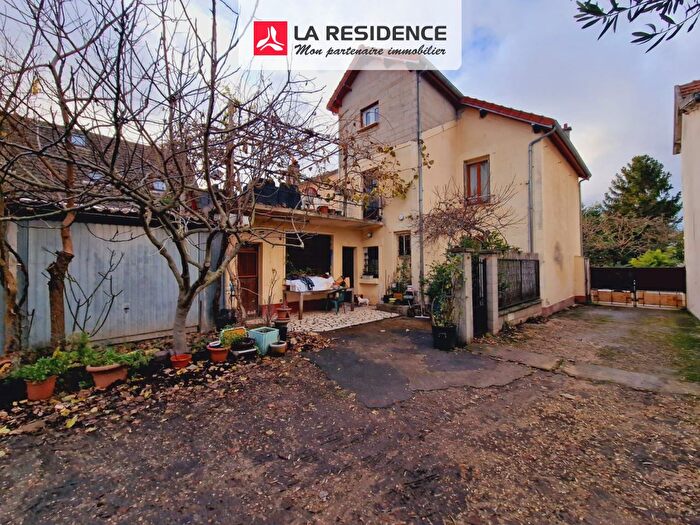 Maison à vendre - Garges-lès-Gonesse - 6 pièces - 5 chambres