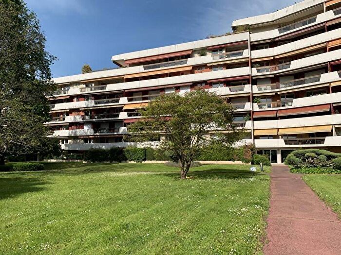 Charlier, Écully : Appartement 1 pièce à louer
