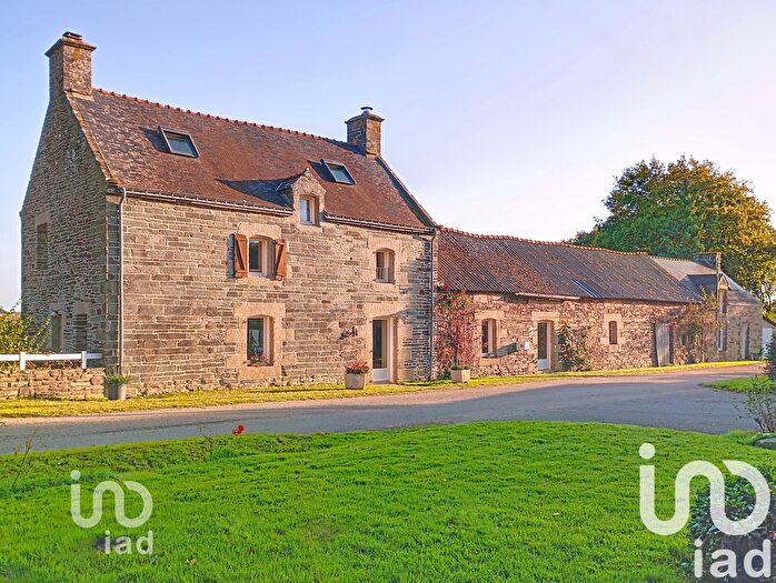 Maison à vendre - Pluméliau - 6 pièces - 4 chambres