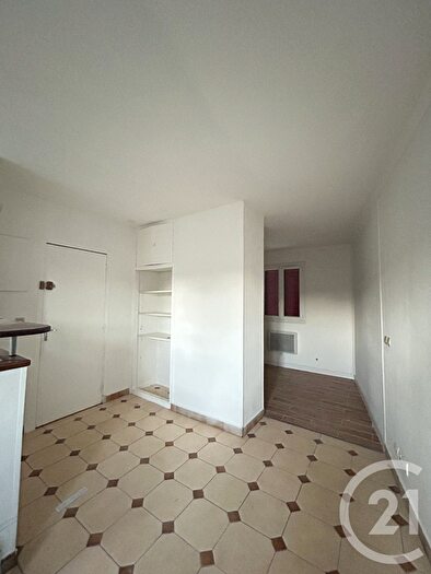 Appartement 1 pièce à louer - Étampes, Centre-Ville