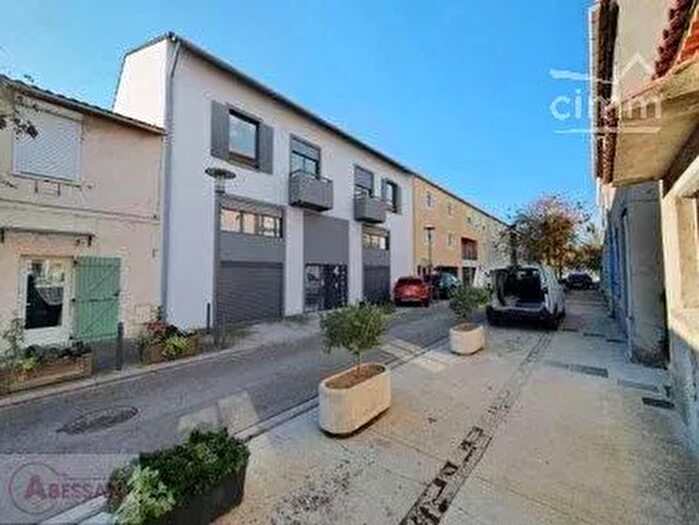 Maison à vendre - Port-Saint-Louis-du-Rhône - 8 pièces