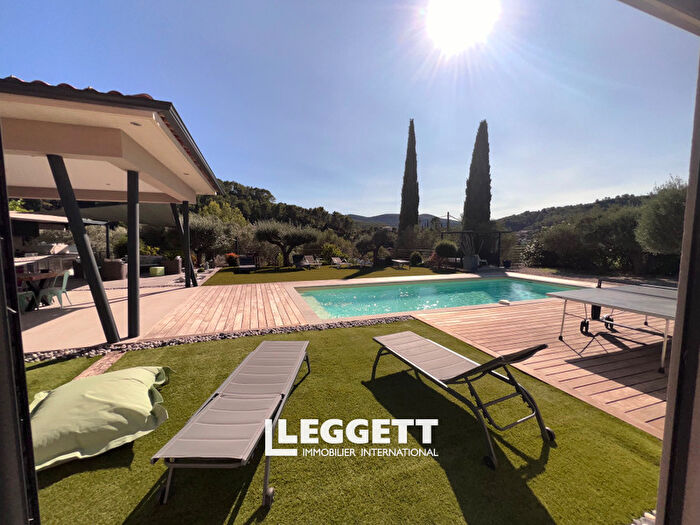 Maison à vendre - Solliès-Toucas - 7 pièces - 4 chambres