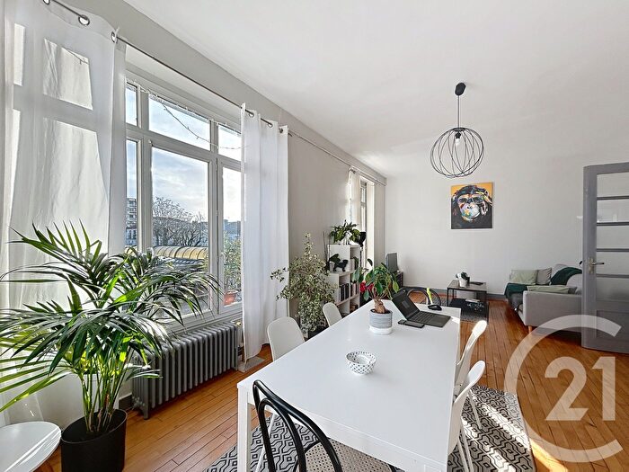 Appartement à louer - Angoulême, Victor Hugo - 3 pièces - 2 chambres