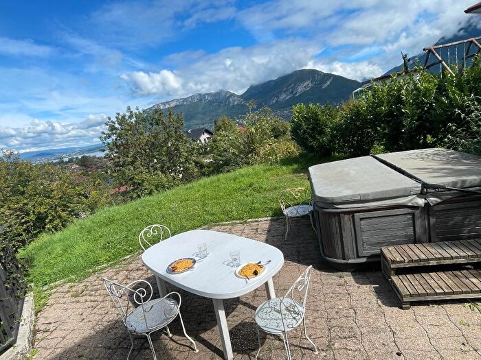 Maison à vendre - Sevrier, Sévrier - 5 pièces - 4 chambres