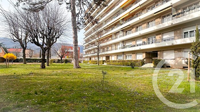 Appartement à vendre - Grenoble, Eaux-Claires, Mistral - 3 pièces - 2 chambres