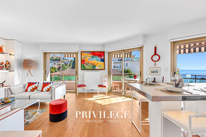 Appartement à vendre - Cannes, Pointe Croisette - 3 pièces - 2 chambres