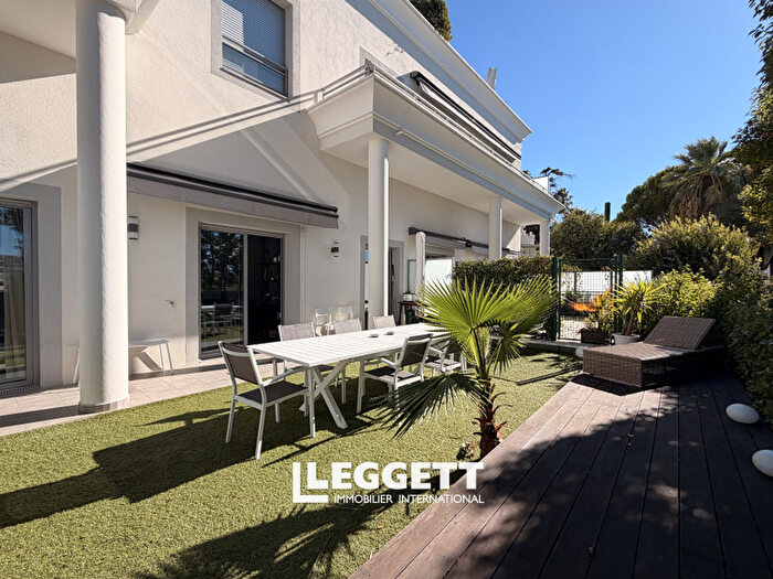 Appartement à vendre - Nice, Saint-Lambert, Bas-Cimiez - 2 pièces - 1 chambre