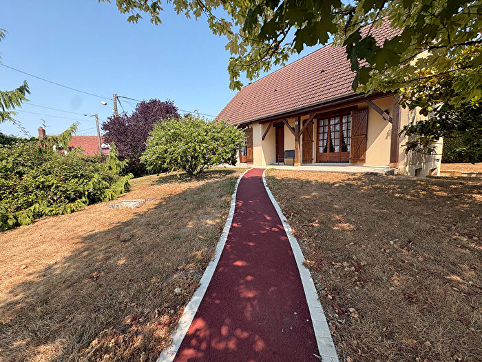 Mâle : Maison 4 pièces à vendre