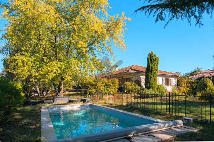 Maison 7 pièces à Sathonay-Village, à vendre