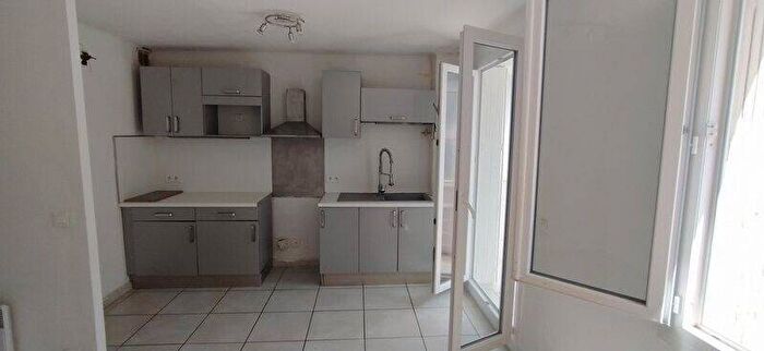 Appartement à louer - Marseille ème arrondissement - 2 pièces - 1 chambre