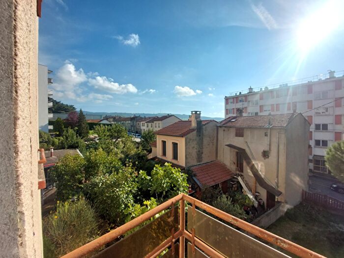 Appartement 2 pièces à louer - Saint-Étienne, Saint-Roch, Vivaraize, Valbenoite, Centre Deux