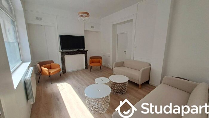 Appartement à louer - Place Carnot, Douai - 1 pièce - 1 chambre