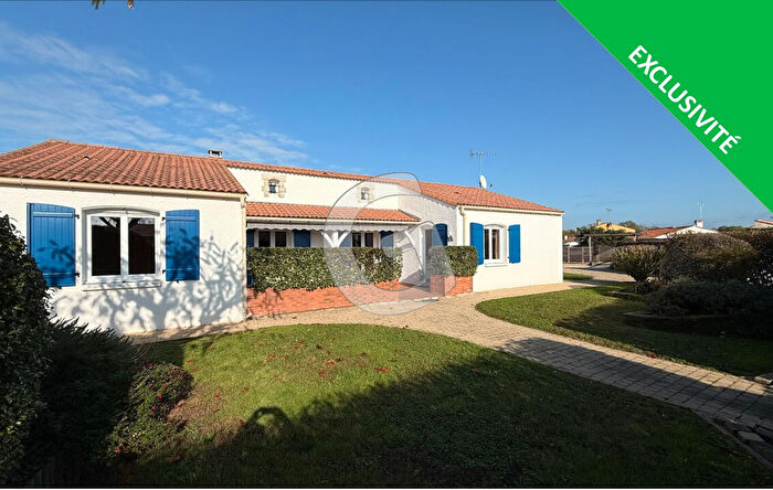 Maison à vendre - Longeville-sur-Mer - 5 pièces - 4 chambres