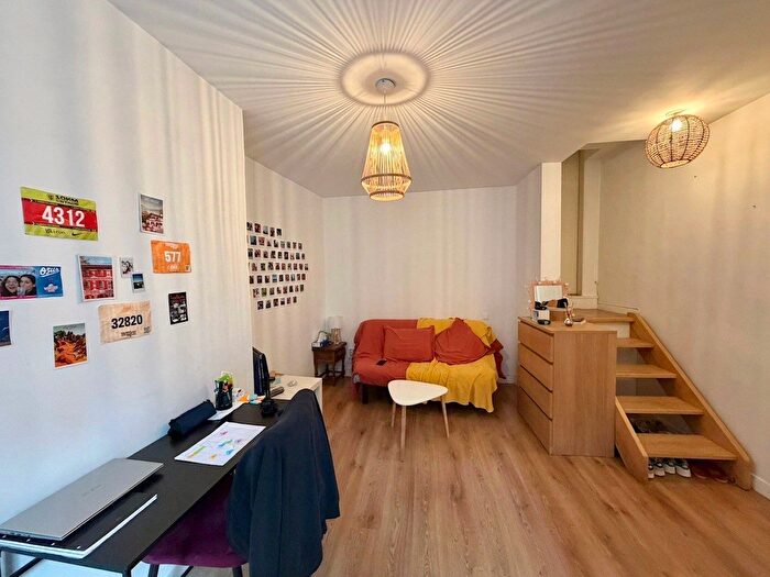 Appartement à louer - Toulouse, Les Carmes-Esquirol - 1 pièce