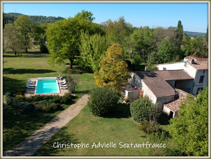 Maison à vendre - Bergerac, Centre-ville - 17 pièces - 11 chambres