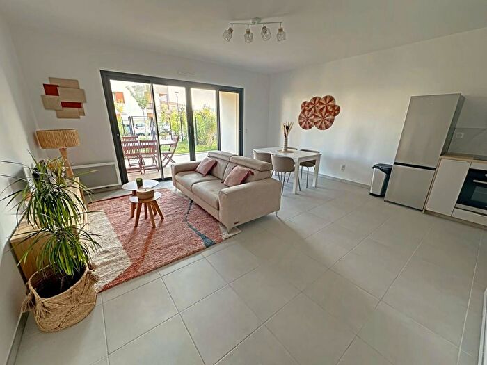 Appartement à louer - Ventabren - 2 pièces - 1 chambre