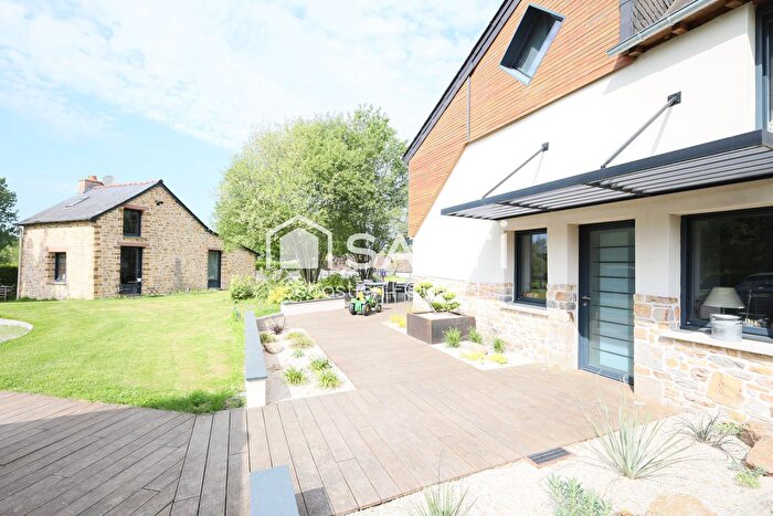 Maison à vendre - Chasné-sur-Illet - 9 pièces - 7 chambres