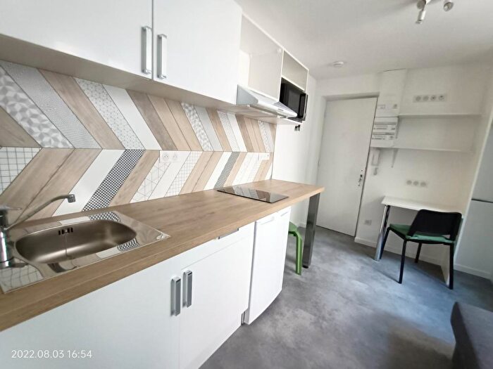Le Puy-en-Velay, Centre-ville : Appartement 1 pièce à louer