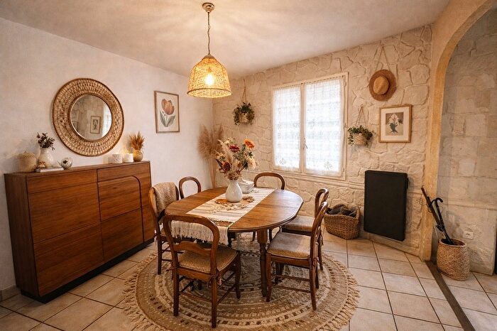 Maison à vendre - Allauch, Centre-ville, Village - 3 pièces - 2 chambres