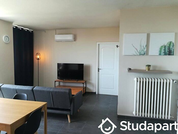 Appartement à louer - Pont-du-Las, Toulon - 1 pièce - 3 chambres