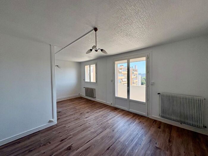 Appartement 4 pièces à Roanne, Arsenal, Matel, à louer