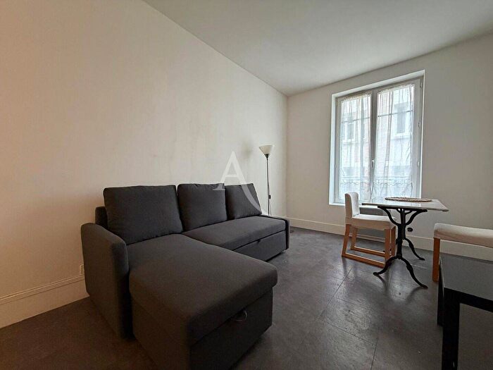 Appartement 1 pièce à louer - Plateau, Nanterre