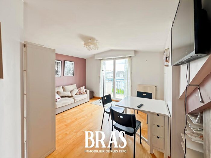 Appartement 2 pièces à Nantes, Monselet, à louer