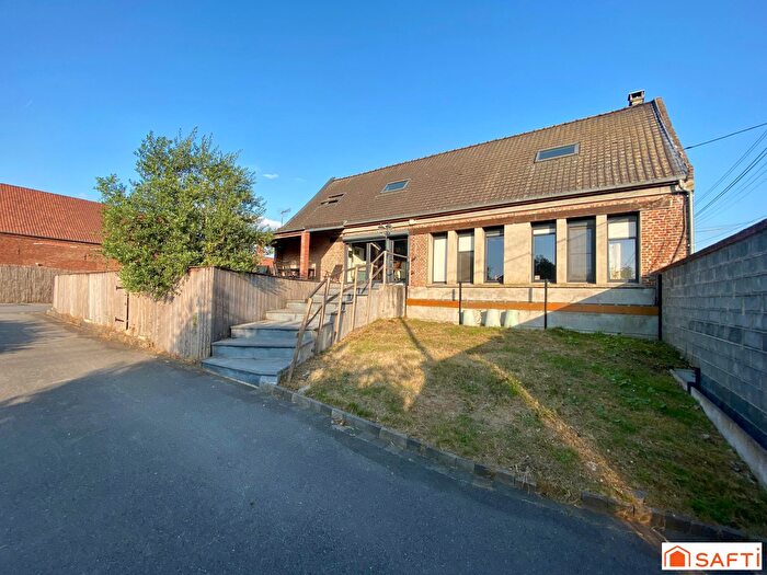 Maison à vendre - Rombies-et-Marchipont - 6 pièces - 4 chambres