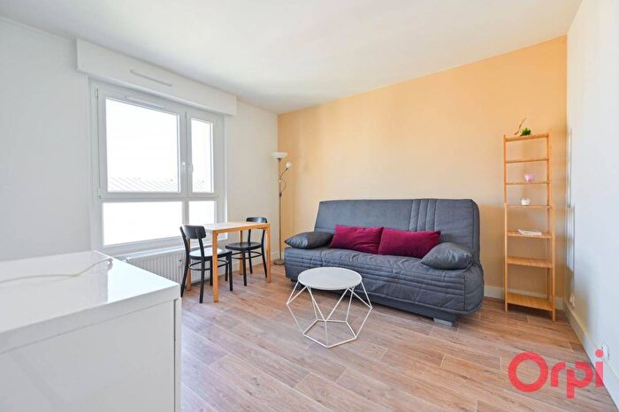 Appartement 1 pièce à louer - Agent Sarre-Centre-Les Vallées-La Garenne, Colombes