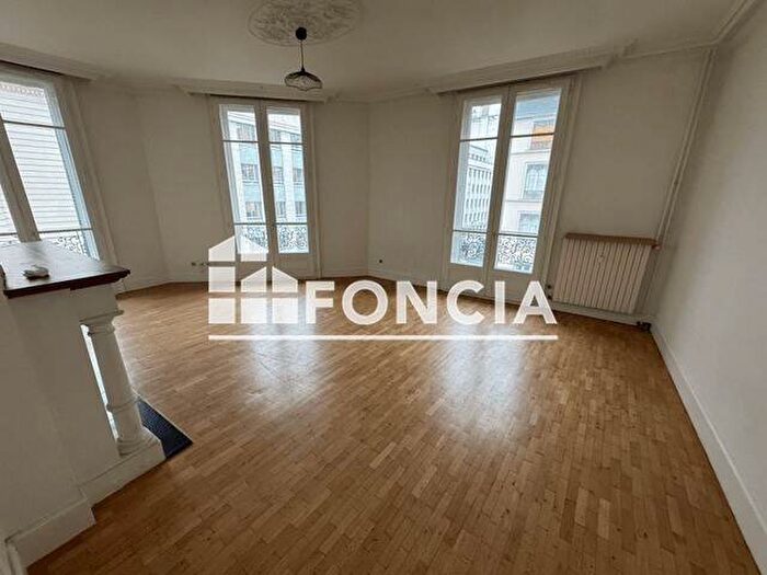 Appartement à louer - Presquîle, Centre ville, Cordeliers, Lyon ème - 3 pièces - 2 chambres