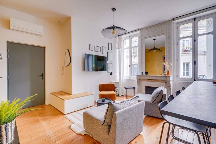 Maison 5 pièces à Bordeaux Sud, à louer