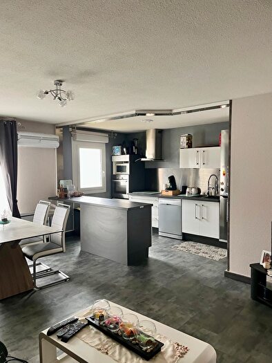 Appartement à vendre - Castelsarrasin, Courbieu, Marchés, Gandalou, Saint-Jean - 4 pièces - 2 chambres