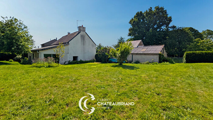 Pleugueneuc - Maison 8 pièces à vendre