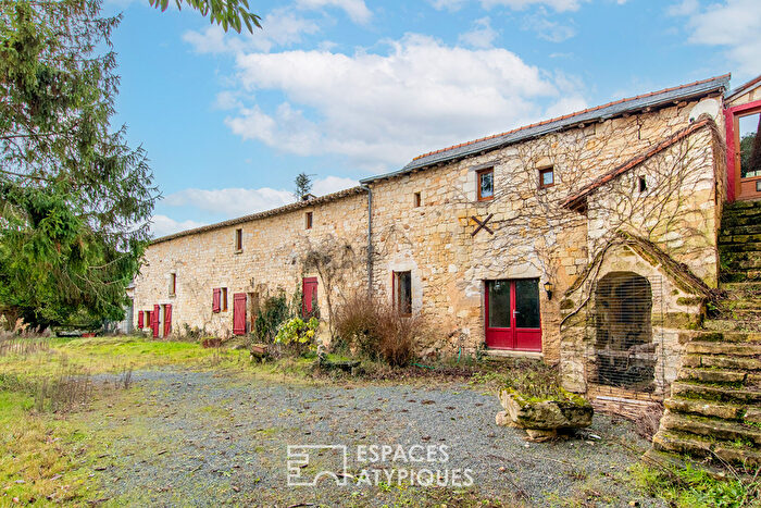 Maison à vendre - Doué-la-Fontaine - 11 pièces - 4 chambres