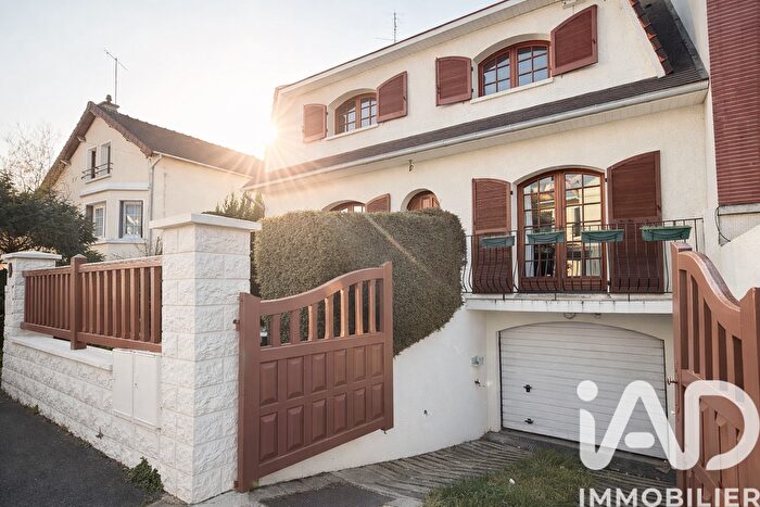 Maison à vendre - Noisy-le-Sec, Petit Noisy - 5 pièces - 3 chambres